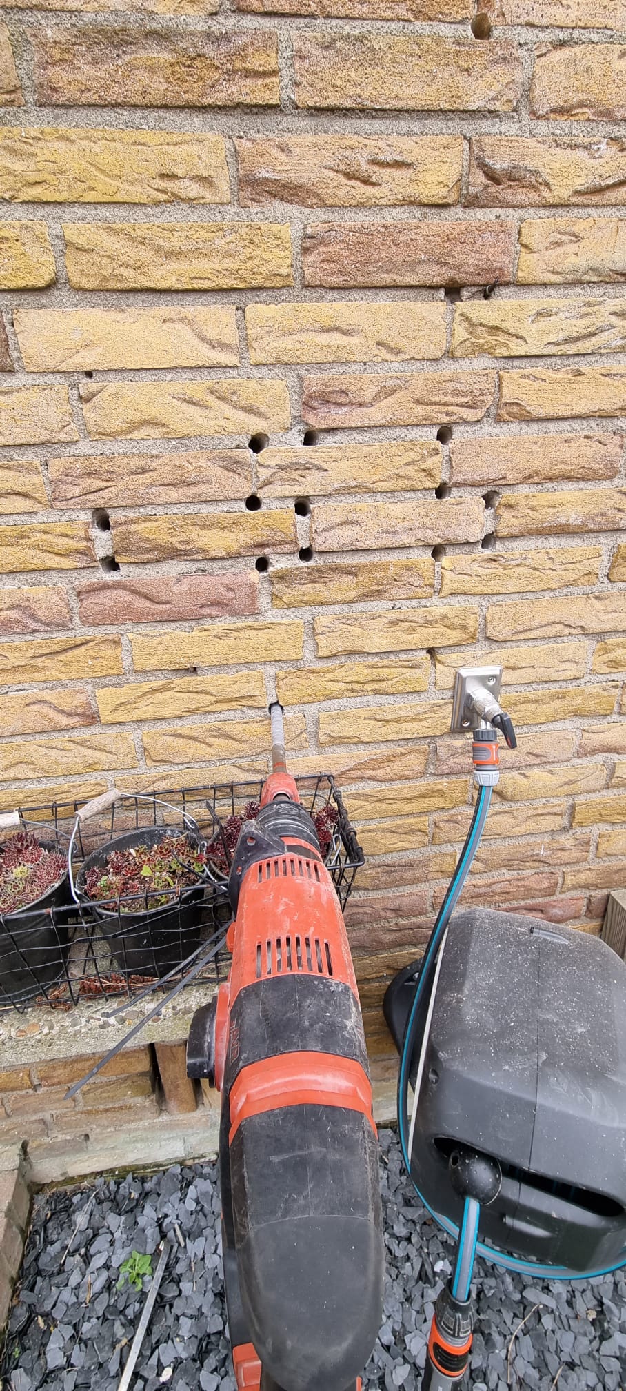 Spouwmuurisolatie Verwijderen | Plus Isolatie